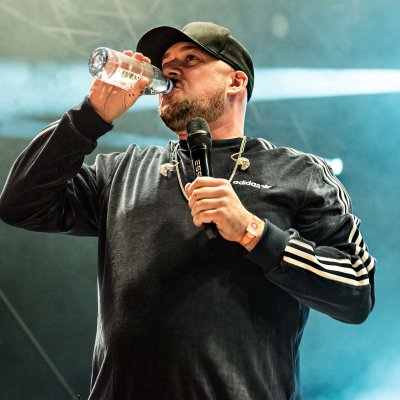 Nach Release von “KKS” schnellt Kool Savas an die Spitze der Charts